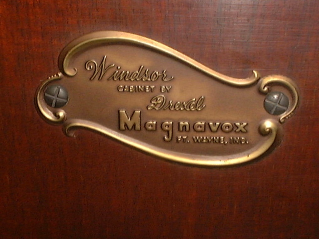 The Magnavox Windsor | Callaway Clock and Antique Radio Service