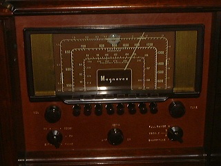 The Magnavox Windsor | Callaway Clock and Antique Radio Service